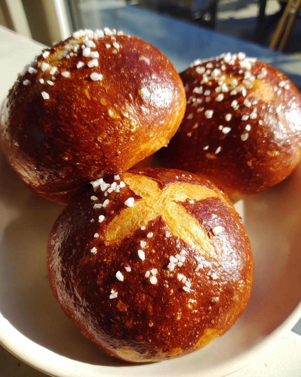 Master 8 Perfect Pretzel Buns Now