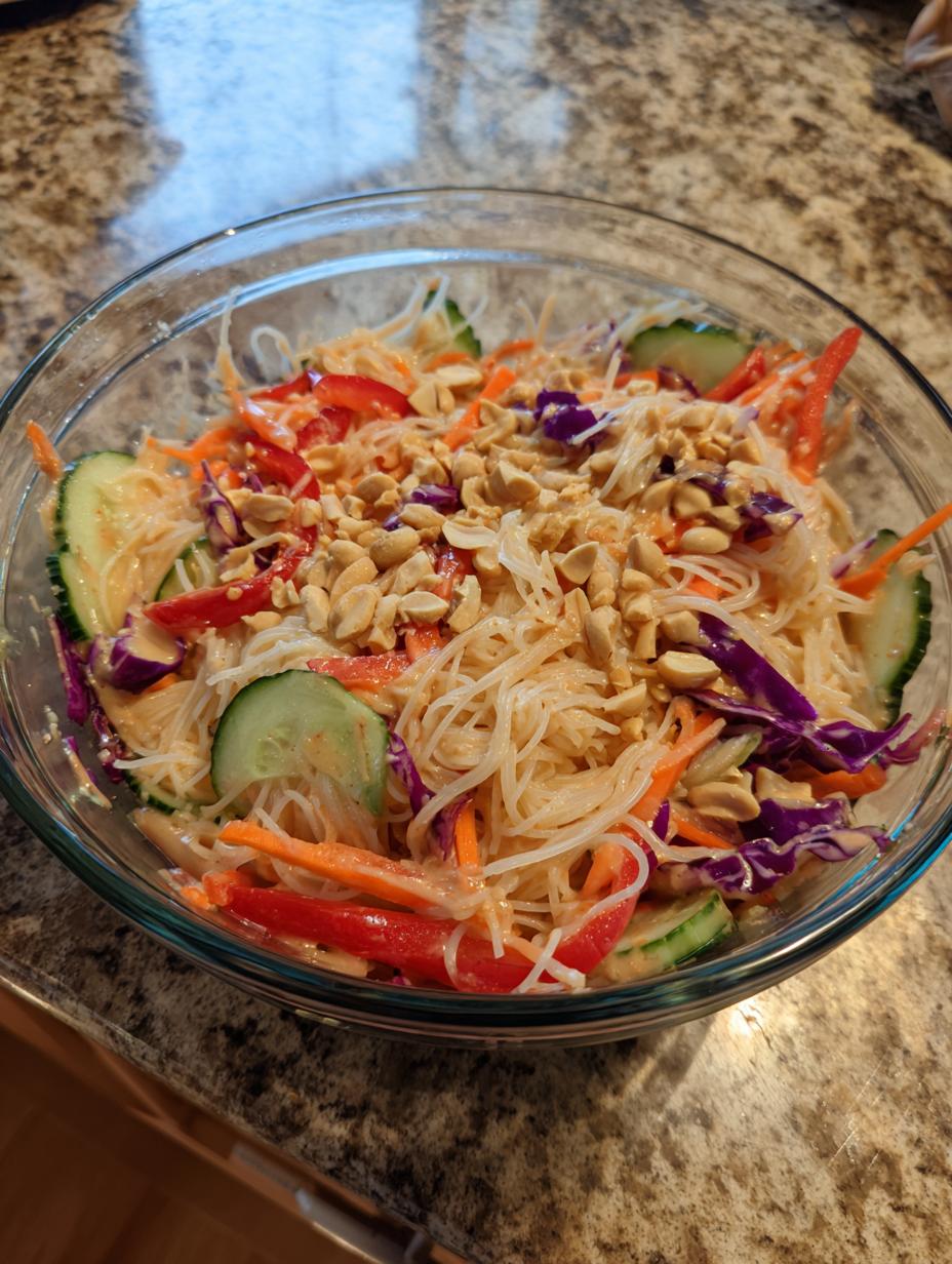 Amazing 380-Cal Spring Roll Salad With Peanut Sauce